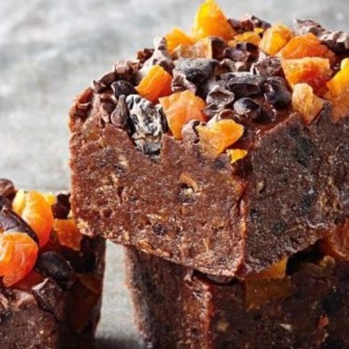 Almond Apricot Fudge – Blended Bites