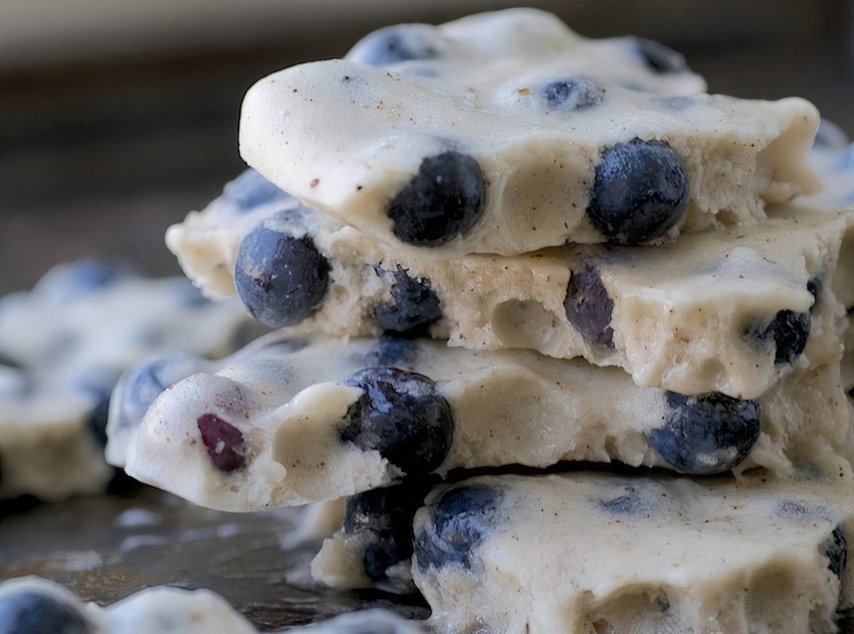Blueberry Ice Cream Bark – Blended Bites