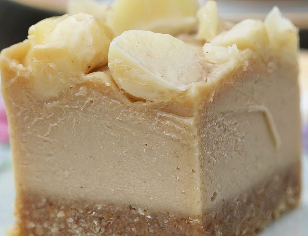 Salted Caramel Macadamia Slice – Blended Bites