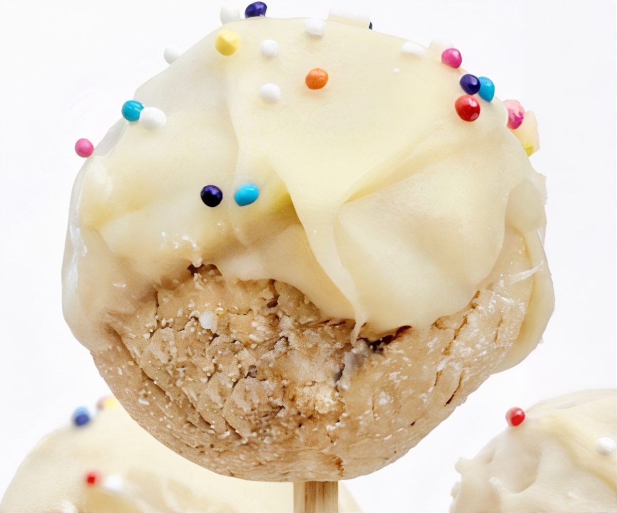 Healthy Protein Cake Pops – Blended Bites