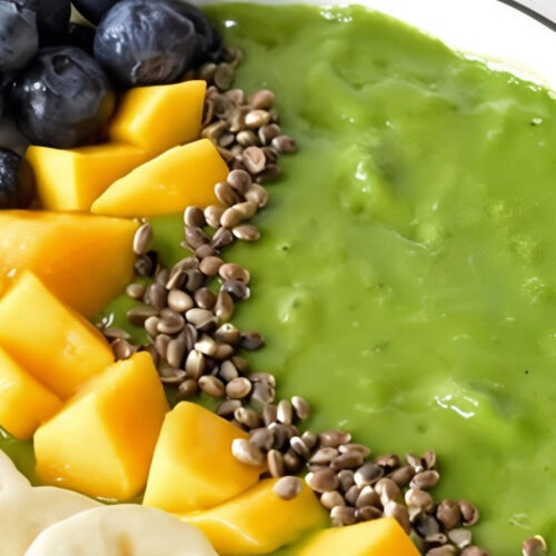 Green Machine Smoothie Bowl – Blended Bites