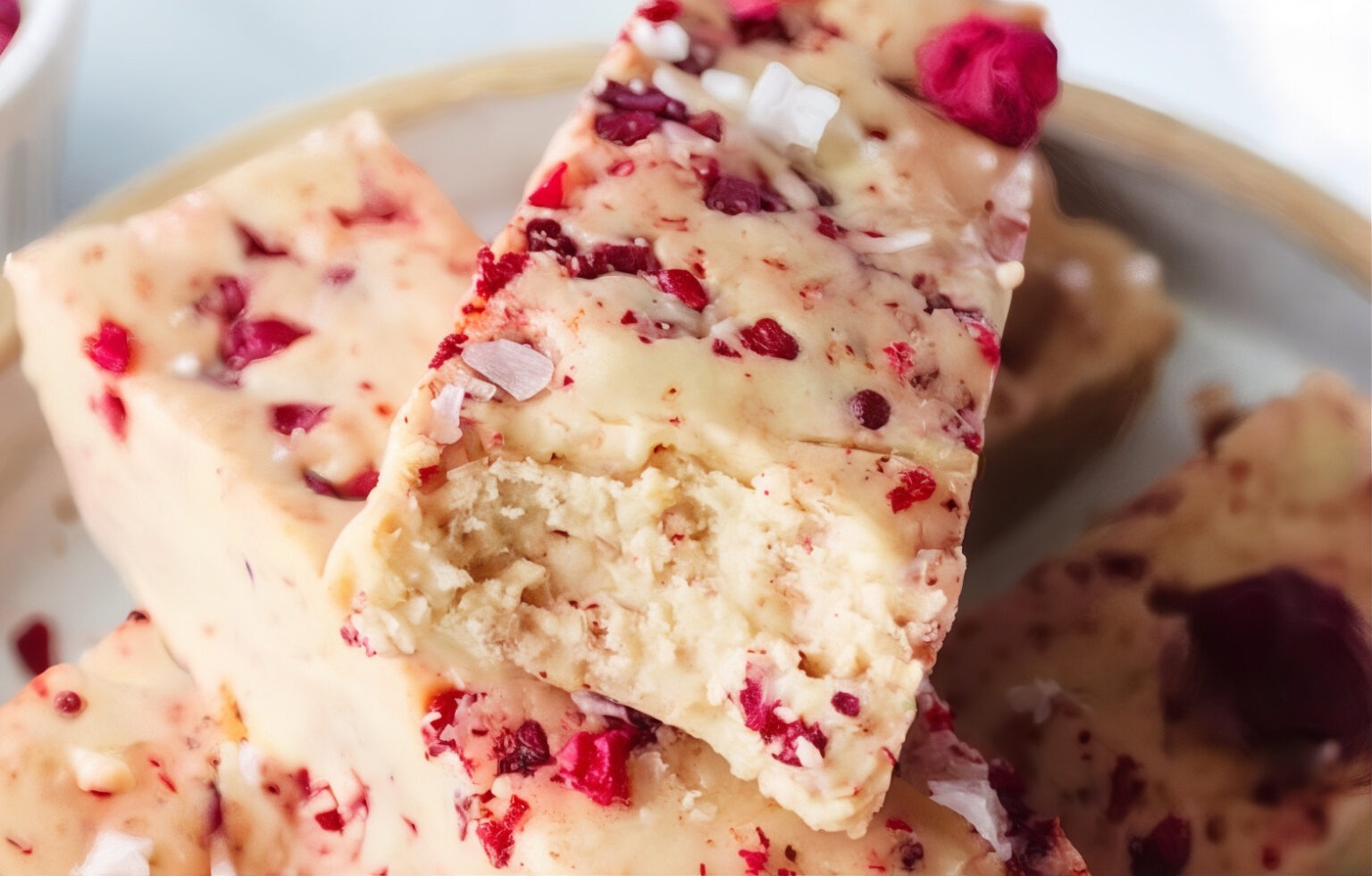 Cashew Coconut Raspberry Protein Bars – Blended Bites